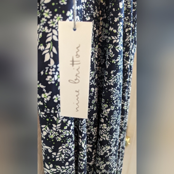 nine britton | Dresses | Nine Britton Lizzy Brushed Floral Print Dress ...